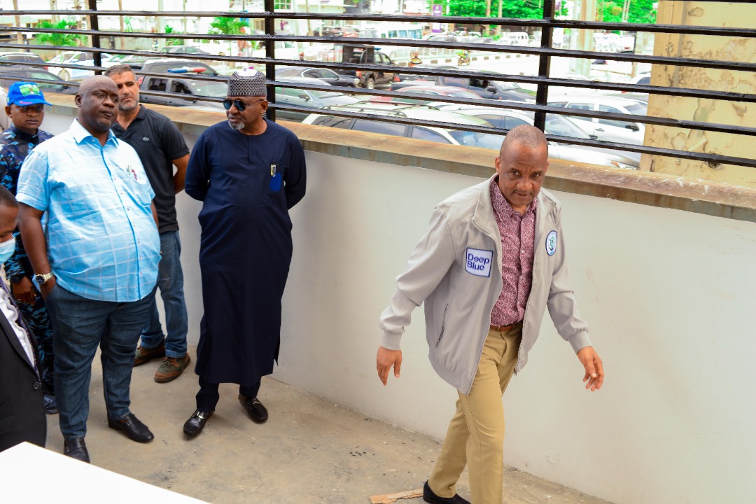 PHOTO TREND: Sambo Inspects Newly Aquired N17Billion NIMASA Head Office ...