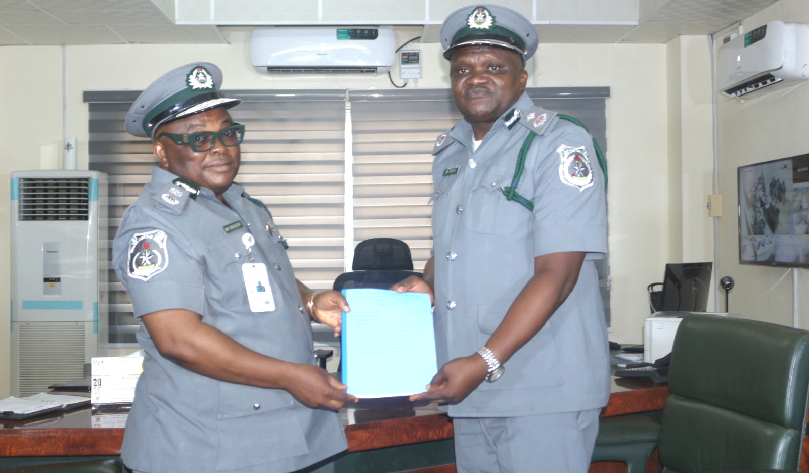 Compt Oramalugo Takes Over At Seme Customs Command – First with the news